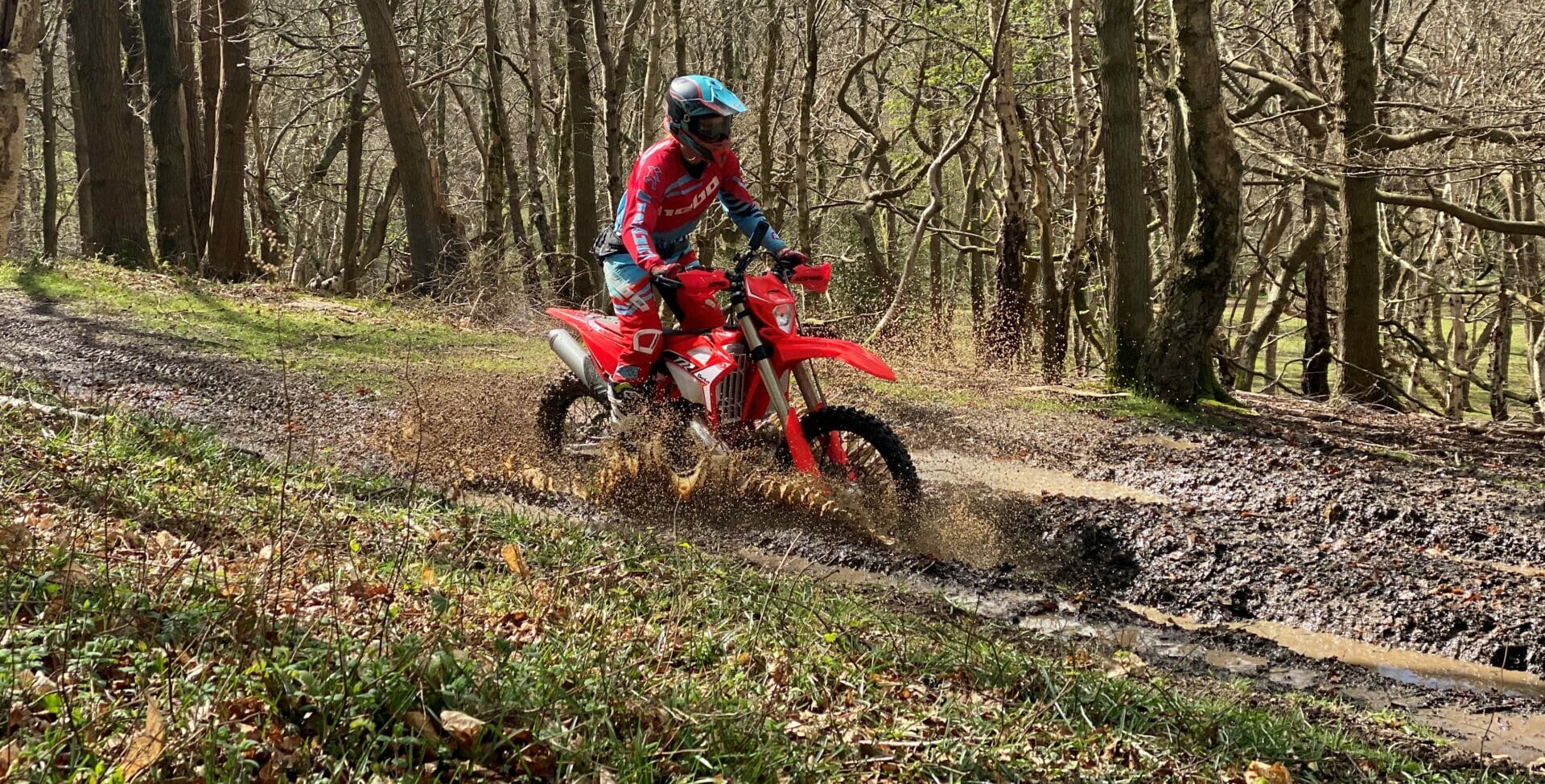 The Girl on a Bike & Desert Rose - Desert Rose Riding Academy